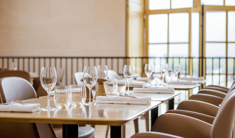 Restaurant & café | By day, ore, an elegant contemporary café